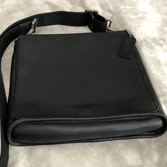 Coach | Bags | Metro Flap Leather Messenger Bag | Poshmark